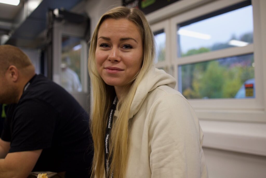 Fullsatt da Justin Pate besøkte Wrapmania